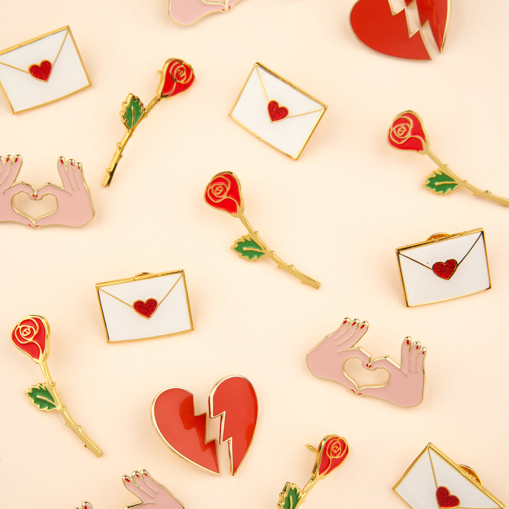 Love letter Pin – Enveloppe Accessory | Coucou Suzette